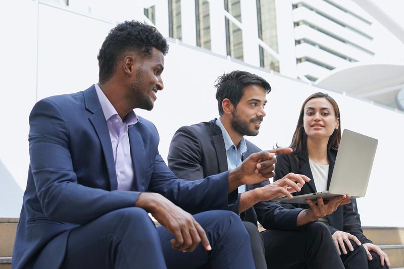 Team Building: Manfaat, Contoh, dan Cara Membangunnya | Moka Blog